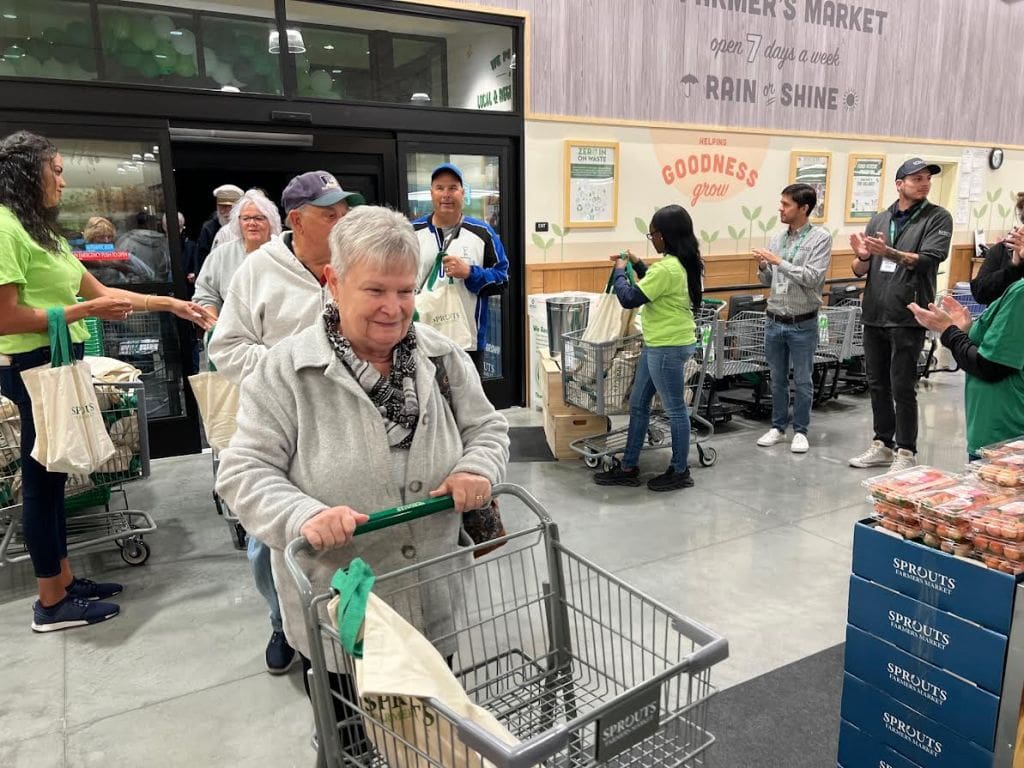 Sprouts Farmers Market Now Officially Opened In The Villages!