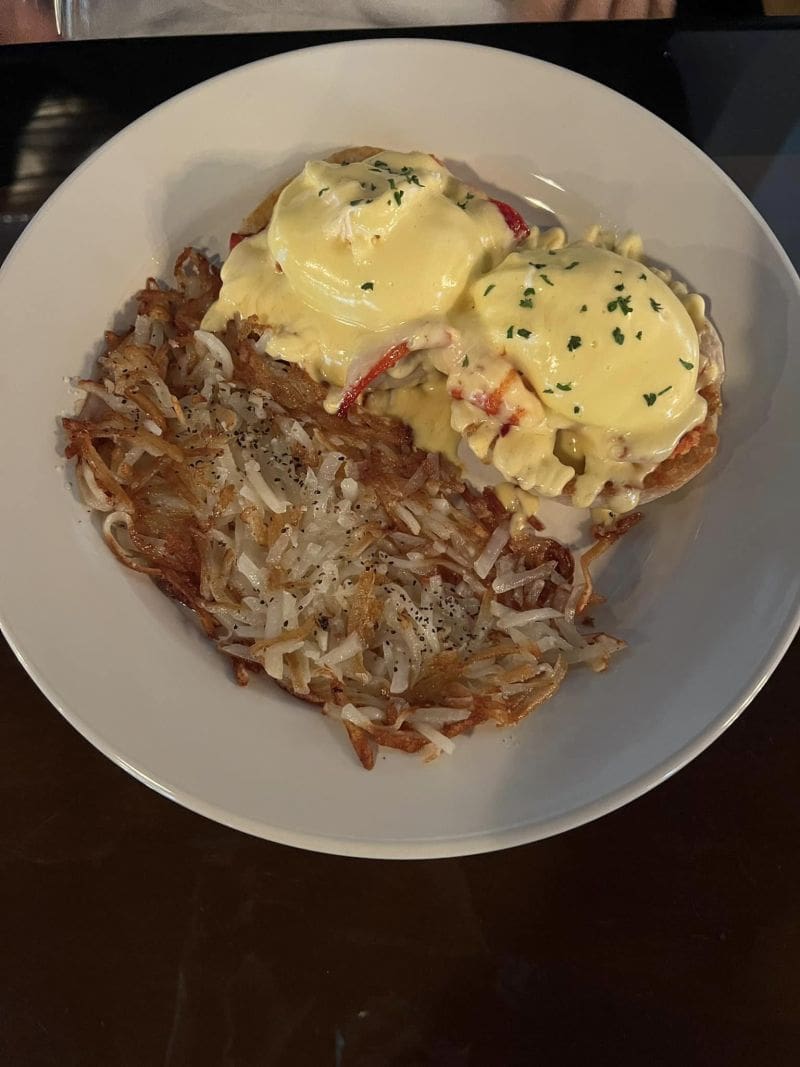 Whiskey Kitchen Opens in Mount Dora To Rave Reviews