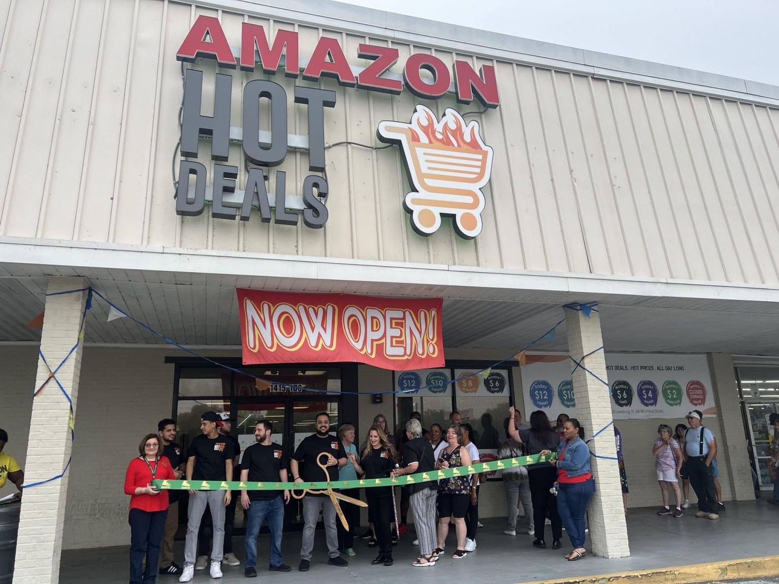 Amazon Hot Deals Host Grand Opening In Leesburg