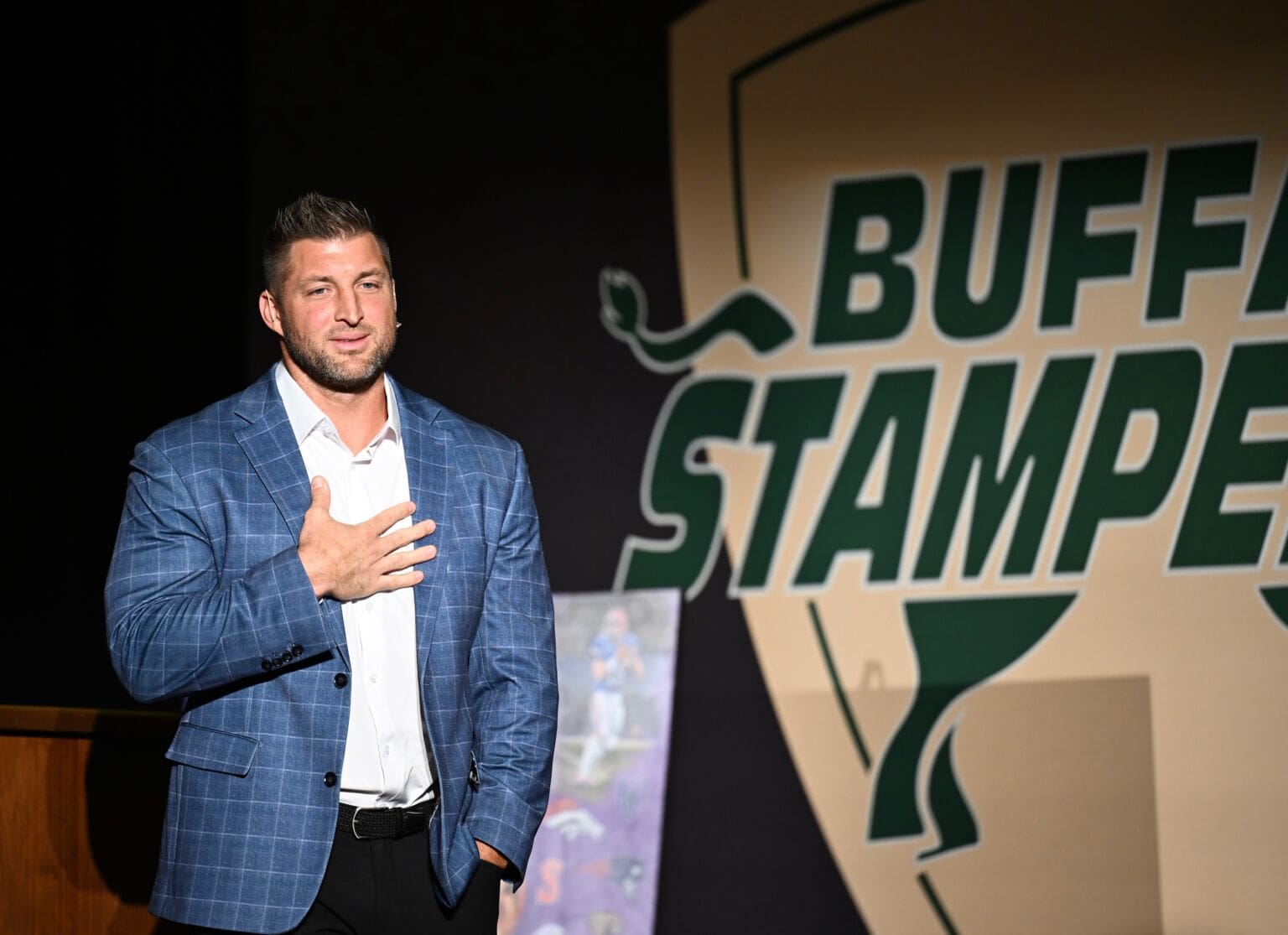 Tim Tebow Delivers Inspiring Speech at 2024 Villages Buffalo Stampeders ...