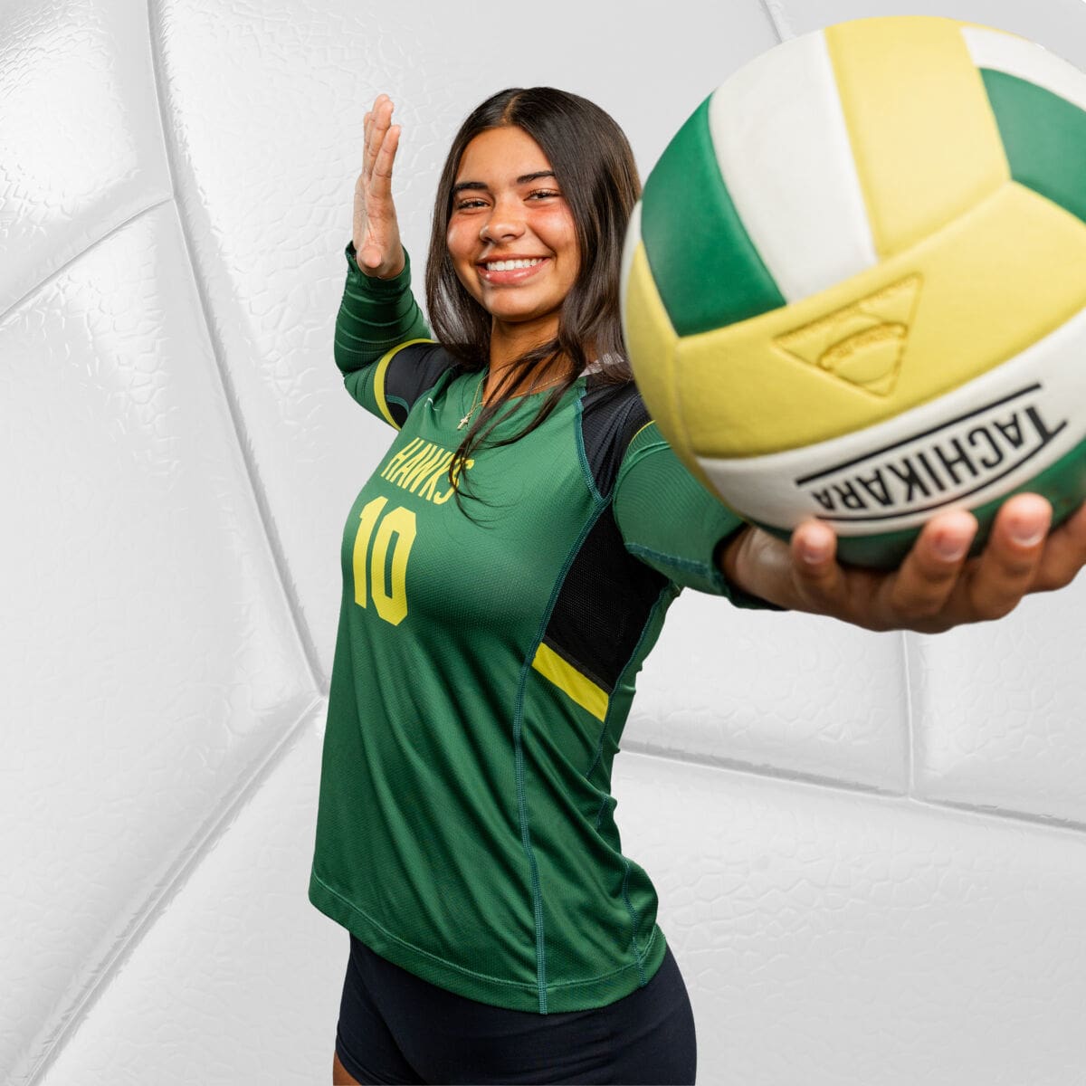 Lake Minneola High Junior Volleyball Player Turning Heads
